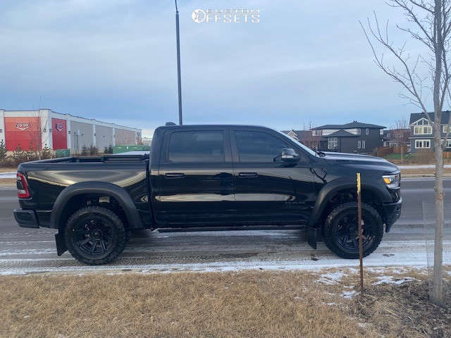 2020 Ram 1500 with 20x10 -18 Fuel Rogue and 35/12.5R20 Falken WildPeak ...