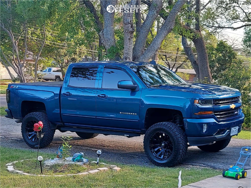 2018 Chevrolet Silverado 1500 with 20x10 -18 Fuel Blitz and 35/12.5R20 ...