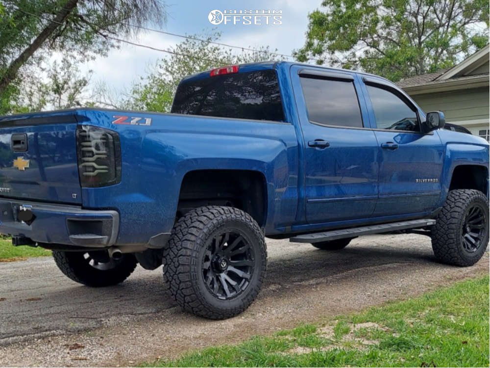 2018 Chevrolet Silverado 1500 with 20x10 -18 Fuel Blitz and 35/12.5R20 ...
