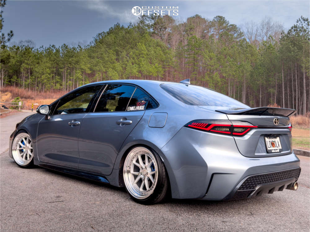 2021 Toyota Corolla with 18x9.5 35 Aodhan Ds08 and 215/40R18 Vercelli ...
