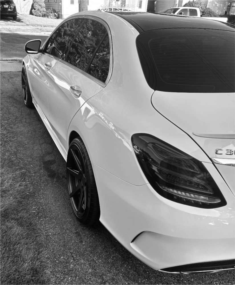 2016 Mercedes-Benz C300 with 19x8.5 35 Rohana Rc7 and 225/40R19 Lexani ...