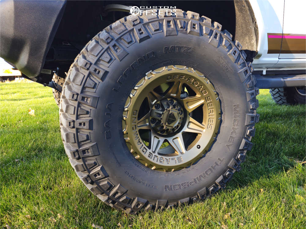 2022 Ford Bronco with 17x9 -12 Blaque Diamond Bd-o102 and 37/12.5R17 Mickey Thompson Baja Legend ...