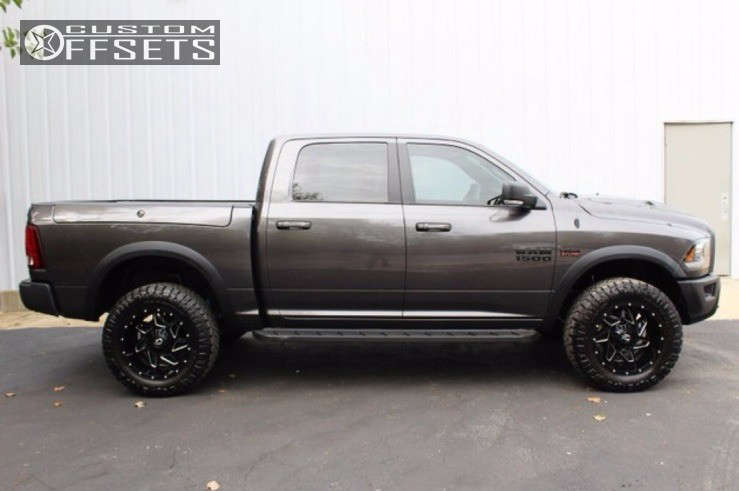 2016 Ram 1500 with 20x10 -24 Dropstars 652bm and 35/12.5R20 Nitto Ridge ...