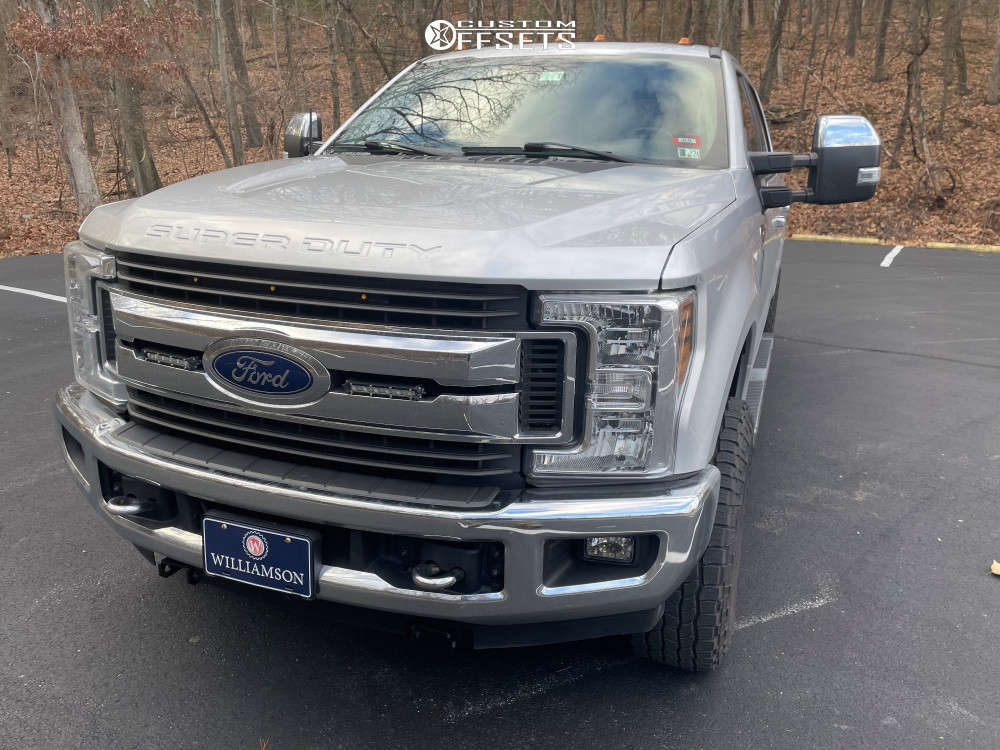 2018 Ford F-250 Super Duty with 18x9 18 Gear Off-Road 765bm and 275 ...