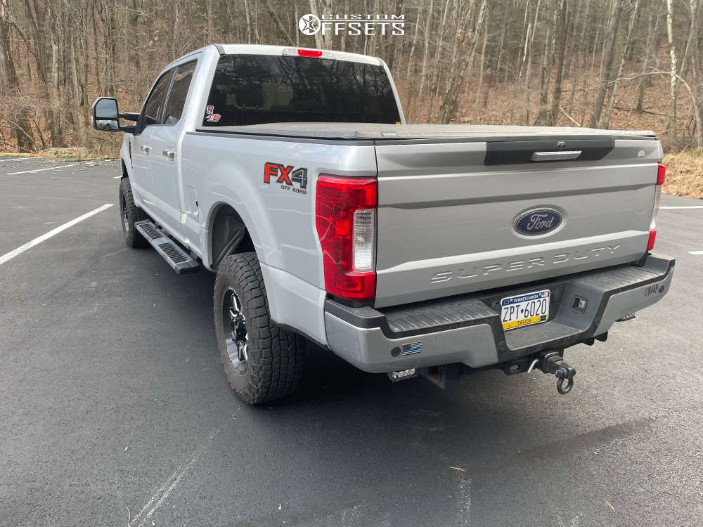 2018 Ford F-250 Super Duty with 18x9 18 Gear Off-Road 765bm and 275 ...