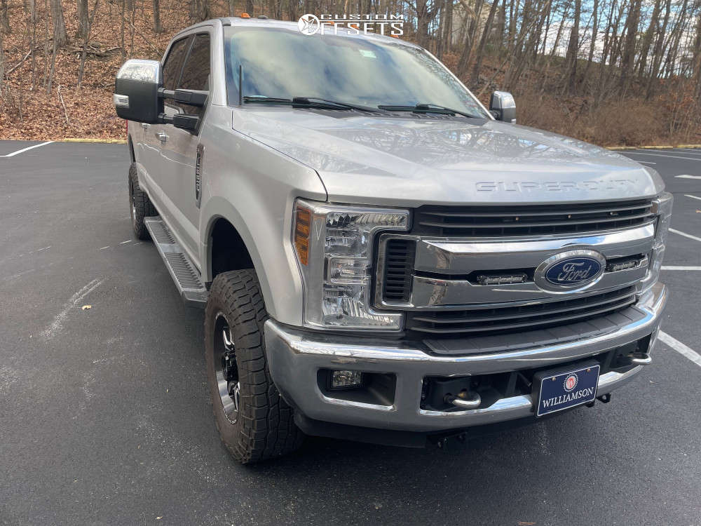 2018 Ford F-250 Super Duty with 18x9 18 Gear Off-Road 765bm and 275 ...