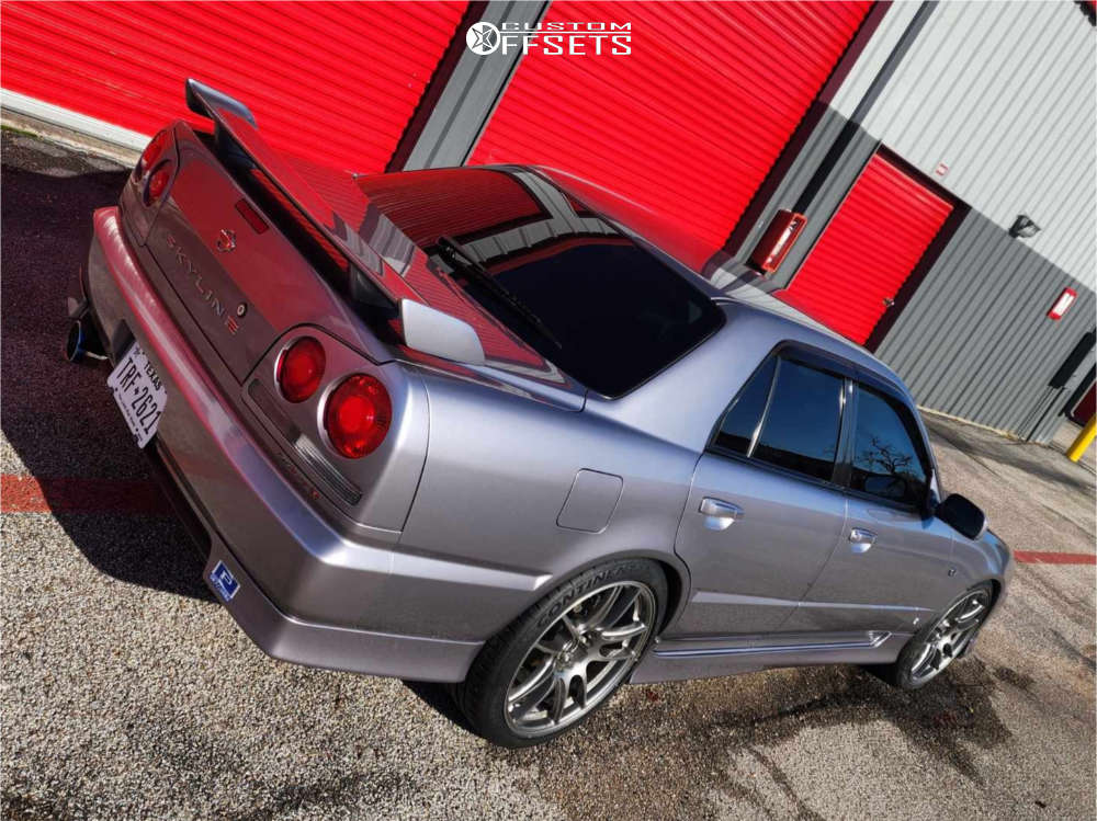 1998 Nissan Skyline with 19x8.5 32 Konig Heliogram and 225/40R19 ...