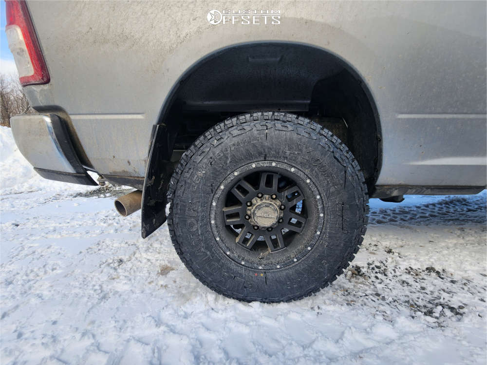 2020 Ram 2500 with 17x9 -12 Raceline Injector and 35/12.5R17 Gladiator ...