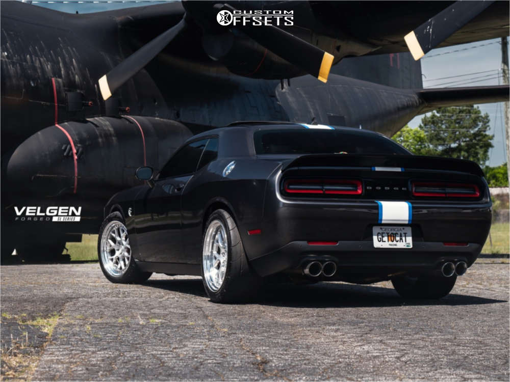 2021 Dodge Challenger with 20x9.5 15 Velgen Sl-7 and 275/40R20 Nitto ...