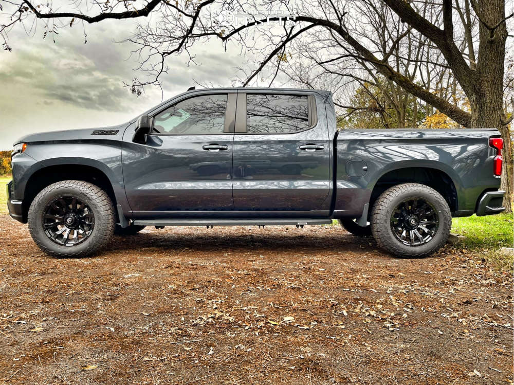 2021 Chevrolet Silverado 1500 with 20x9 1 Fuel Blitz and 295/60R20 ...