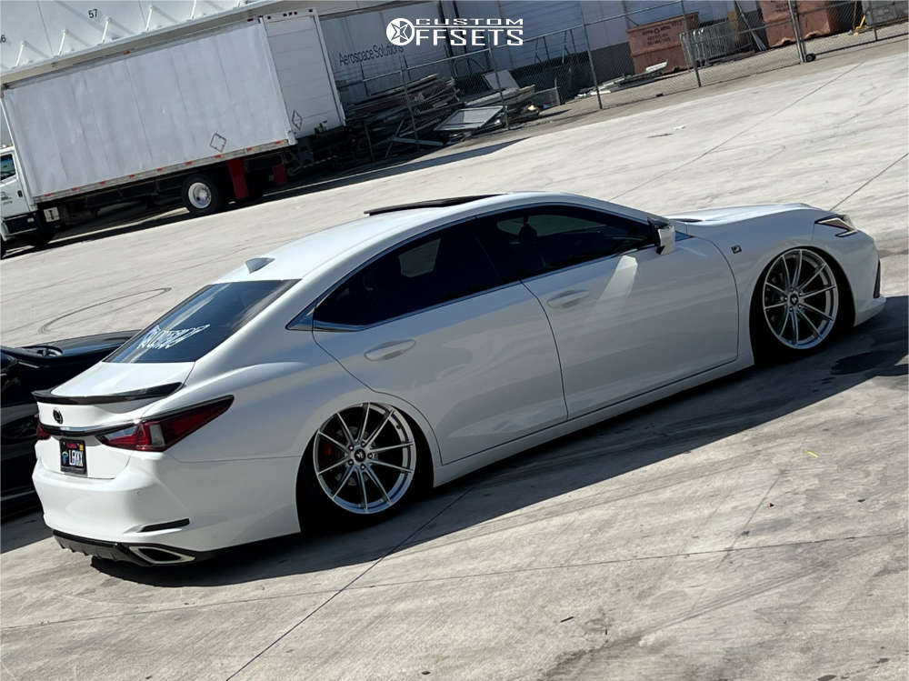 2021 Lexus ES350 with 20x10 42 Fittipaldi 362s and 245/35R20 Lexani Lx-twenty and Air Suspension ...