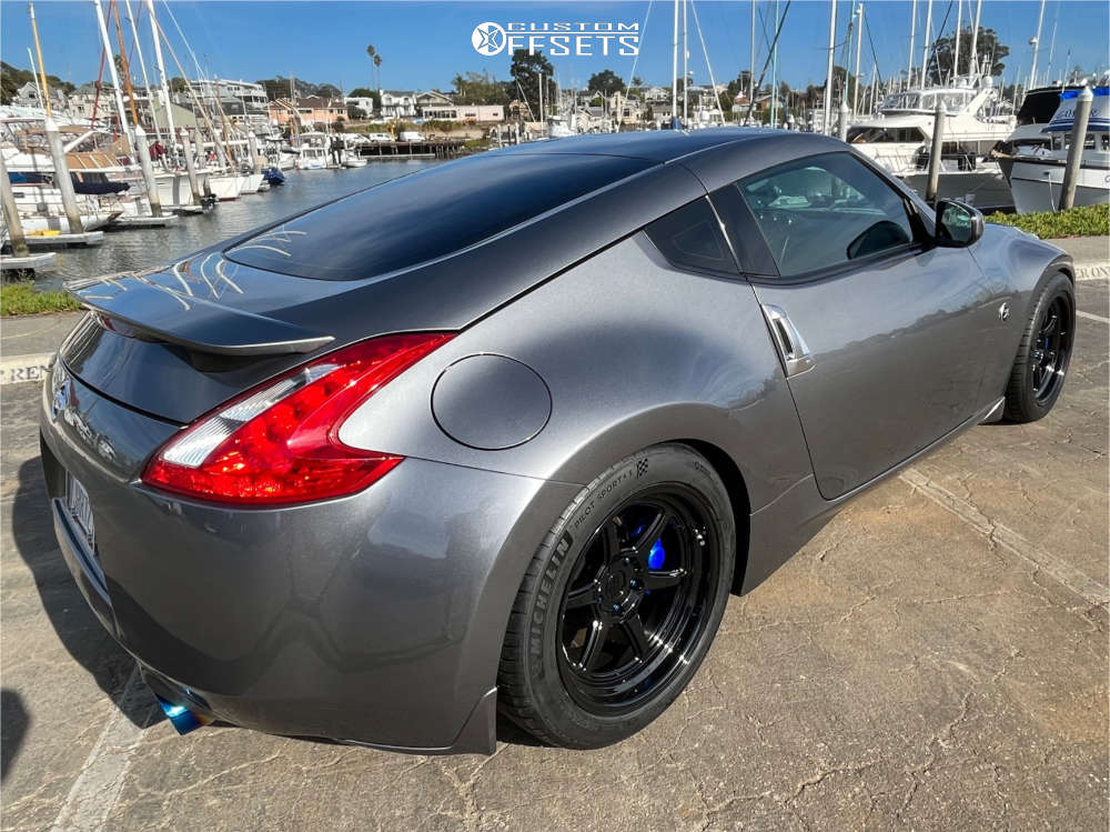 2015 Nissan 370Z with 18x9.5 22 Kansei Roku and 265/40R18 Michelin ...