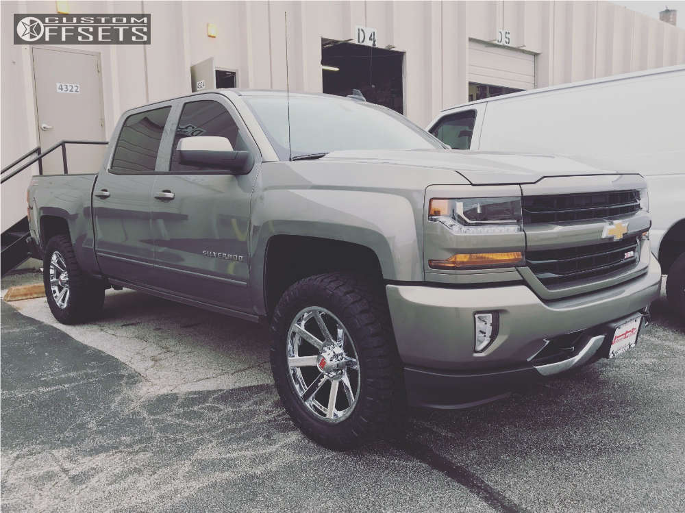 2017 Chevrolet Silverado 1500 with 20x9 -12 Havok H107 and 33/12.5R20 ...