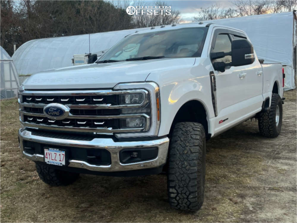 2024 Ford F-250 Super Duty with 17x8.5 0 Method Double Standard and 37/ ...
