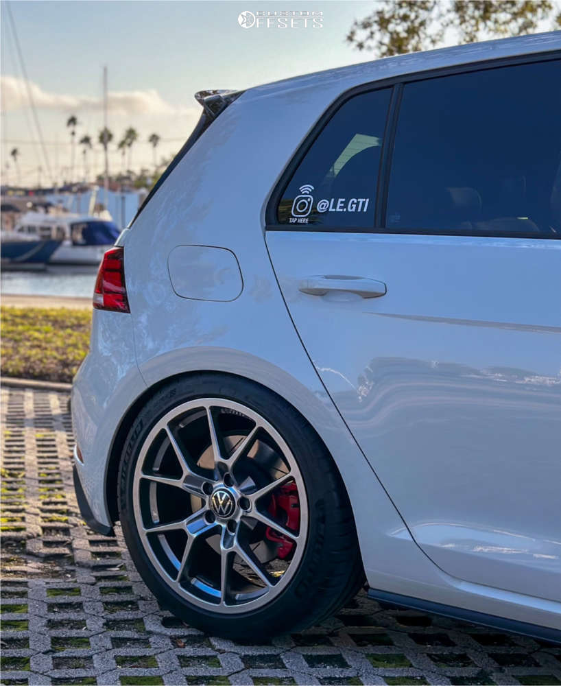 2018 Volkswagen GTI with 18x8.5 45 Neuspeed Rse10 and 235/40R18 Michelin Pilot Sport 4 S and ...