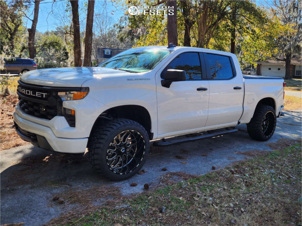 2023 Chevrolet Silverado 1500 with 22x12 -44 TIS 544bm and 33/12.5R22 ...