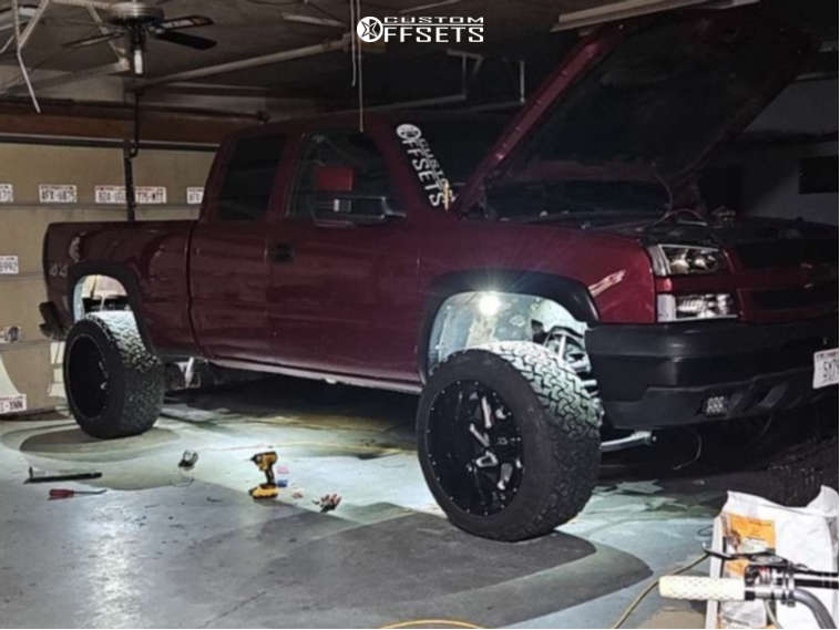 2004 Chevrolet Silverado 1500 with 22x14 -76 Vision Spyder and 35/15.5R22 Venom Power Terra ...