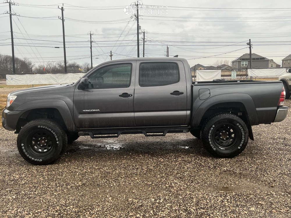 2015 Toyota Tacoma with 17x9 -12 Rough Country Steel Wheel and 285 ...