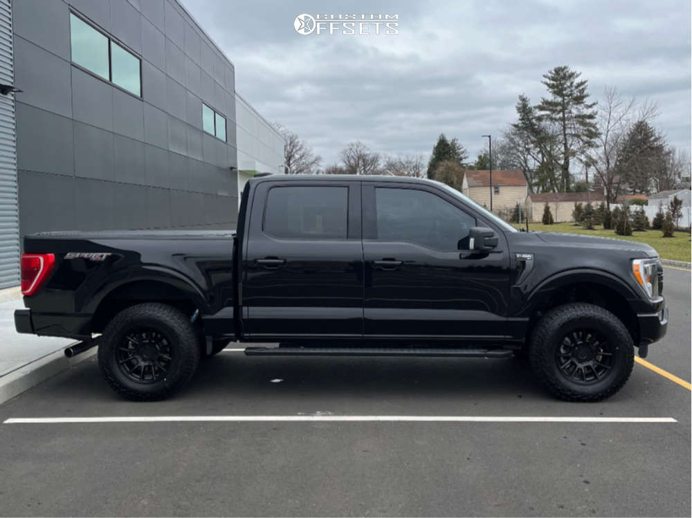 2021 Ford F-150 with 18x9 18 Raceline Gauge and 275/70R18 Falken ...