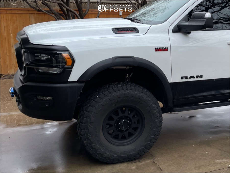 2022 Ram 2500 with 17x9 18 Method Mr704 Hd and 37/12.5R17 Toyo Tires ...
