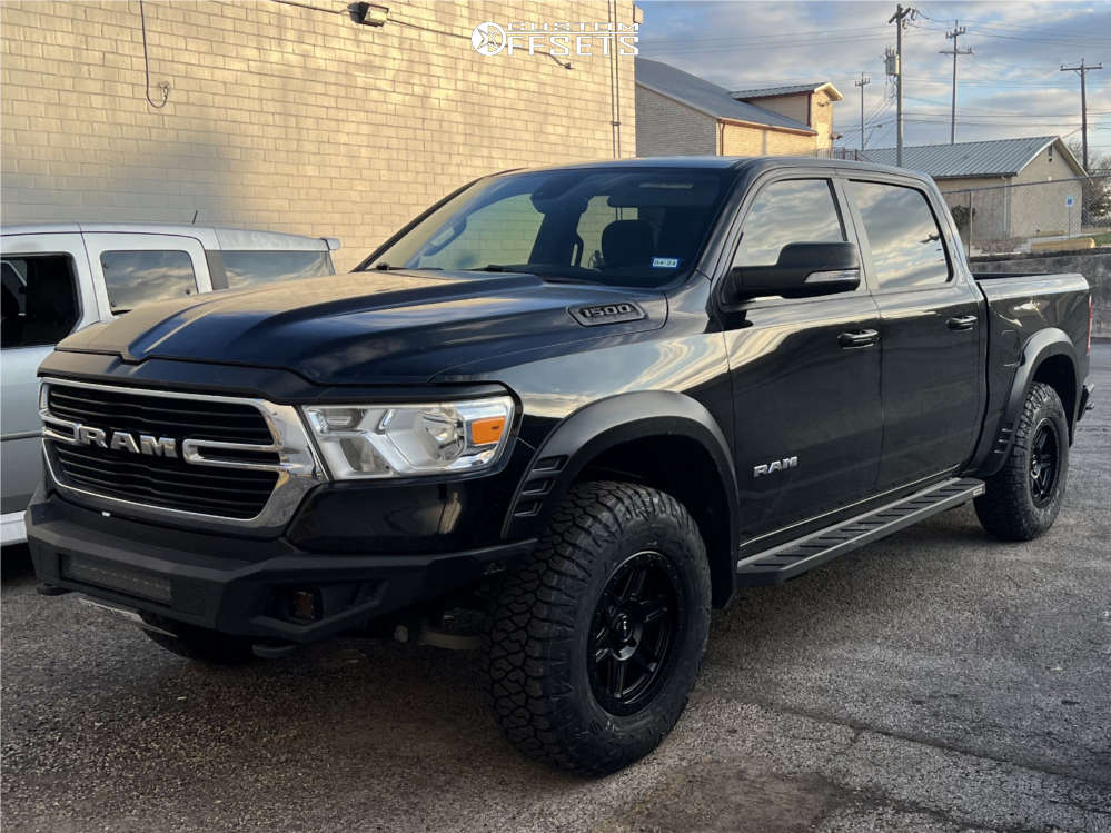 2021 Ram 1500 with 18x9 -12 MVX Offroad Vx61 and 285/75R18 Maxxis Razr ...