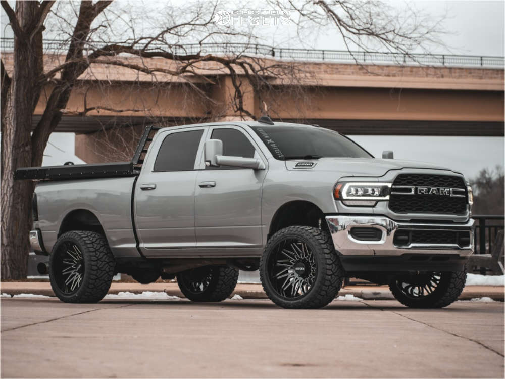 2019 Ram 2500 with 24x14 -81 ARKON OFF-ROAD Apollo and 35/14.5R24 Venom ...