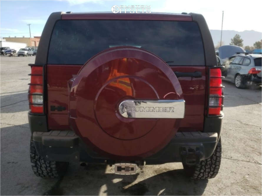 2007 Hummer H3 with 20x10 -25 Cali Offroad Summit and 33/12.5R20 Toyo ...