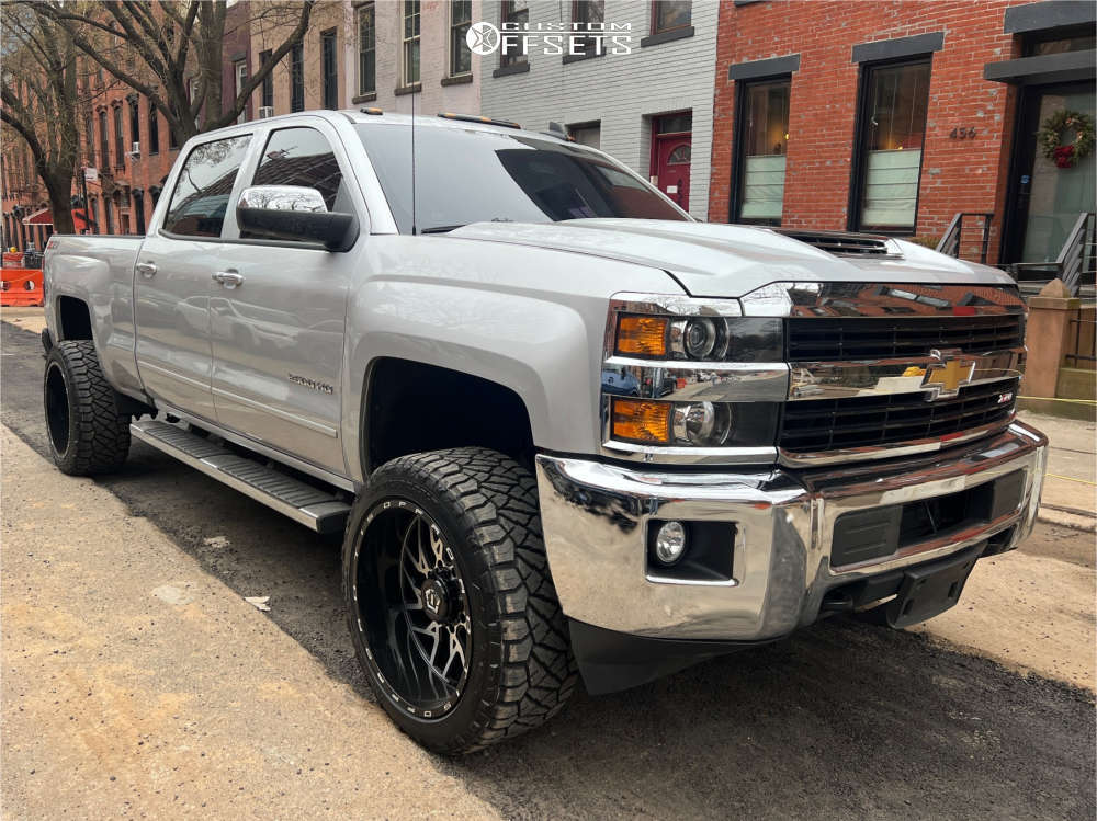 2019 Chevrolet Silverado 2500 HD with 22x12 -44 TIS 544mb and 33/12 ...