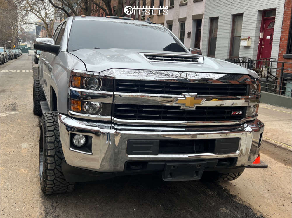 2019 Chevrolet Silverado 2500 HD with 22x12 -44 TIS 544mb and 33/12 ...