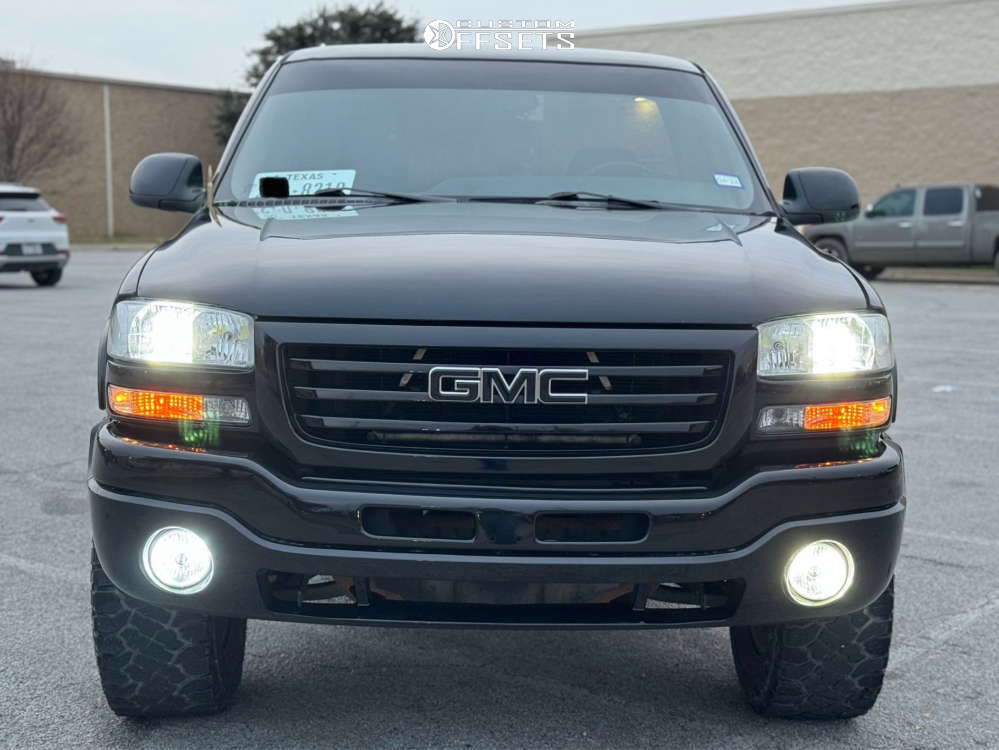 2000 GMC Sierra 1500 with 17x8.5 0 Method Double Standard and 33/12 ...