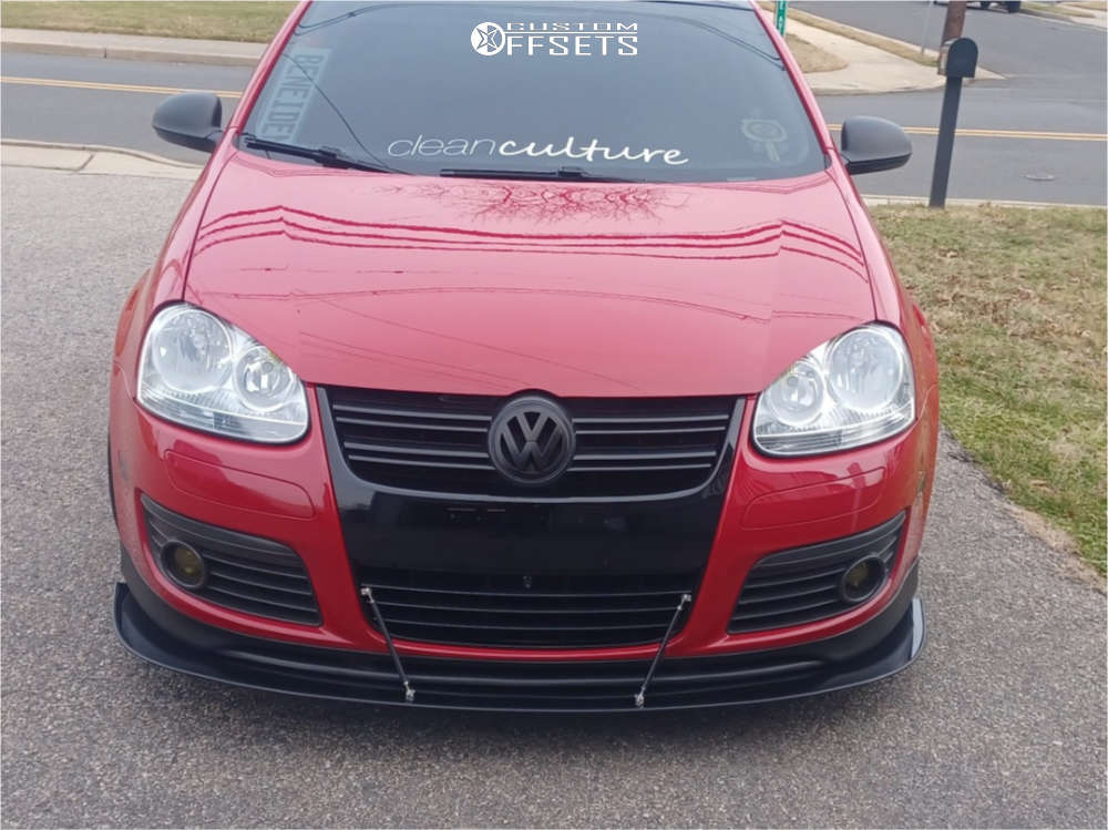 2010 Volkswagen Jetta with 19x8.5 45 VMR V710 and 215/35R19 Falken ...