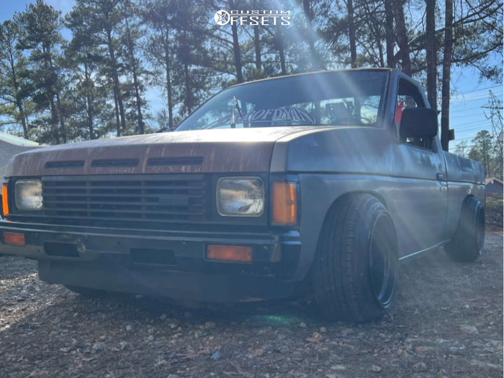 1986 Nissan D21 with 15x10 -43 American Racing Baja and 195/50R15 ...