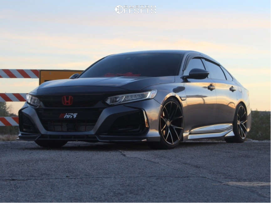 2020 Honda Accord with 19x9.5 35 Niche Misano and 235/40R19 Lexani Lx ...