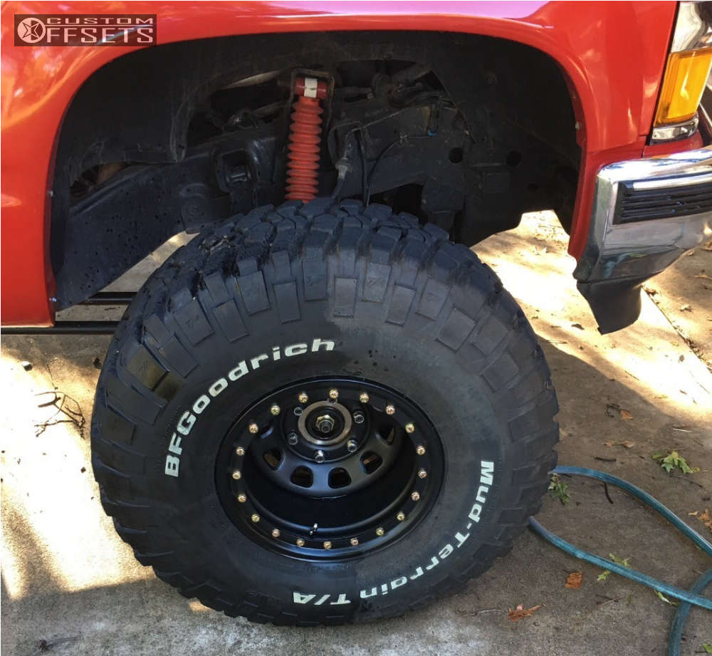 1996 Chevrolet K1500 with 15x10 -44 Pro Comp Series 252 and 35/12.5R15 ...