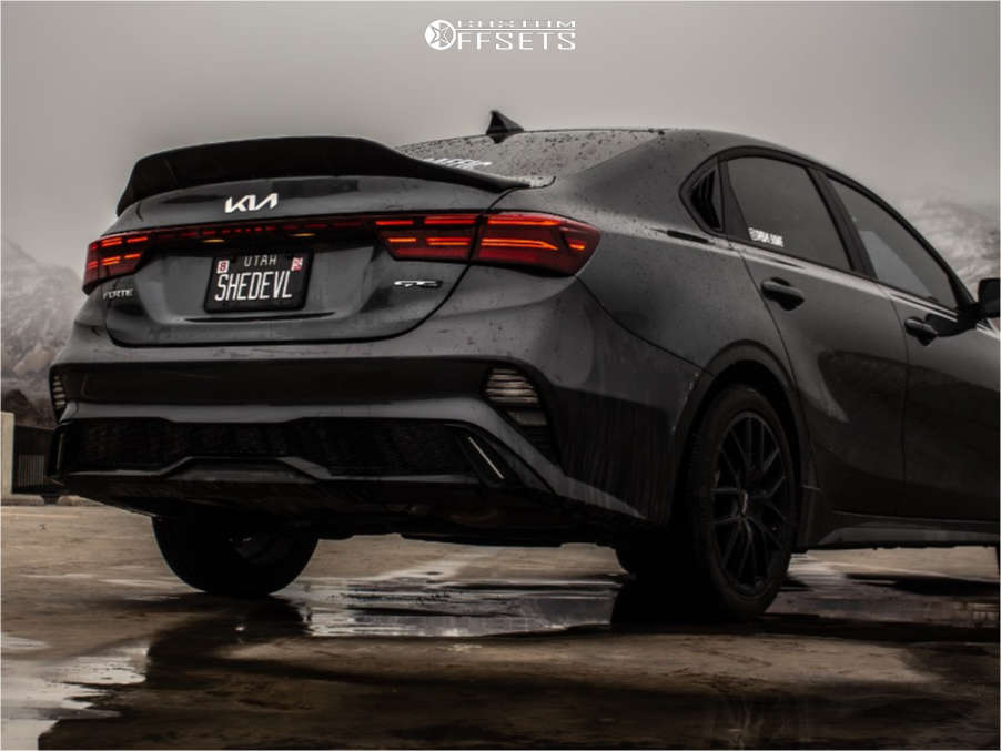 2023 Kia Forte with 17x7.5 42 Touren Tr60 and 225/45R17 Kumho Ecsta ...