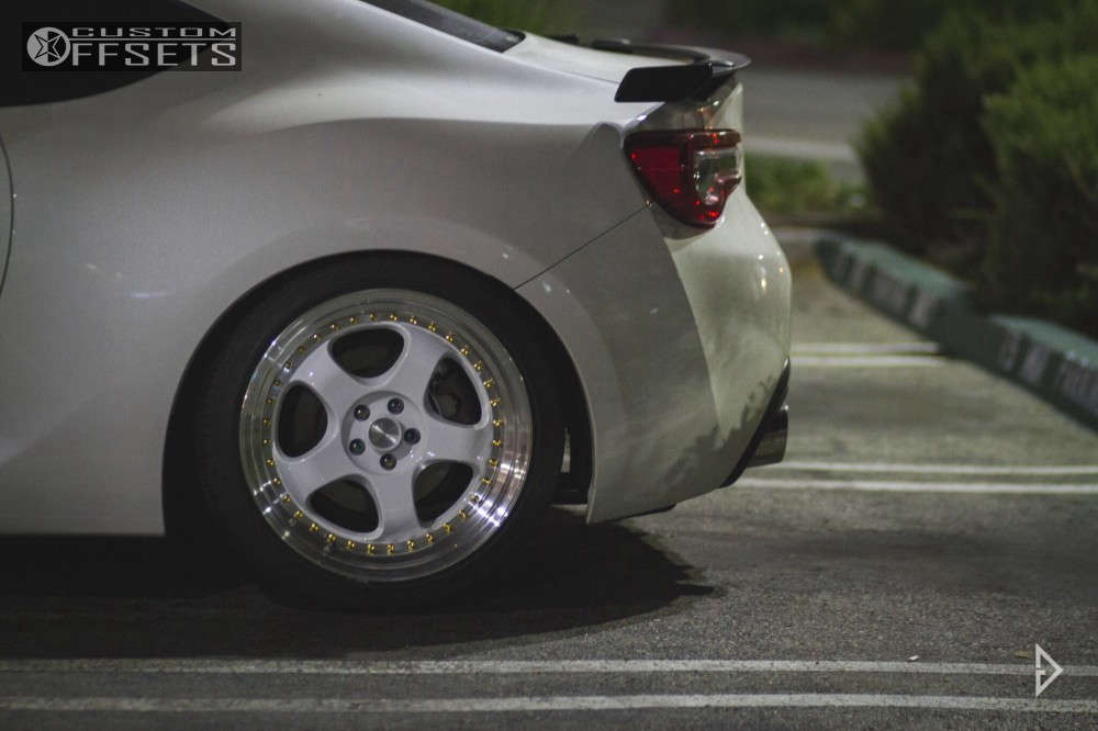 2017 Toyota 86 with 18x9.5 35 ESR Sr06 and 215/40R18 Nankang AS-1 and ...