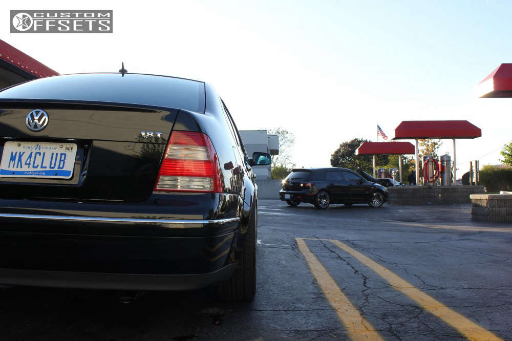 2002 Volkswagen Jetta with 17x8 35 AVID1 AV50 and 215/45R17 Vercelli ...