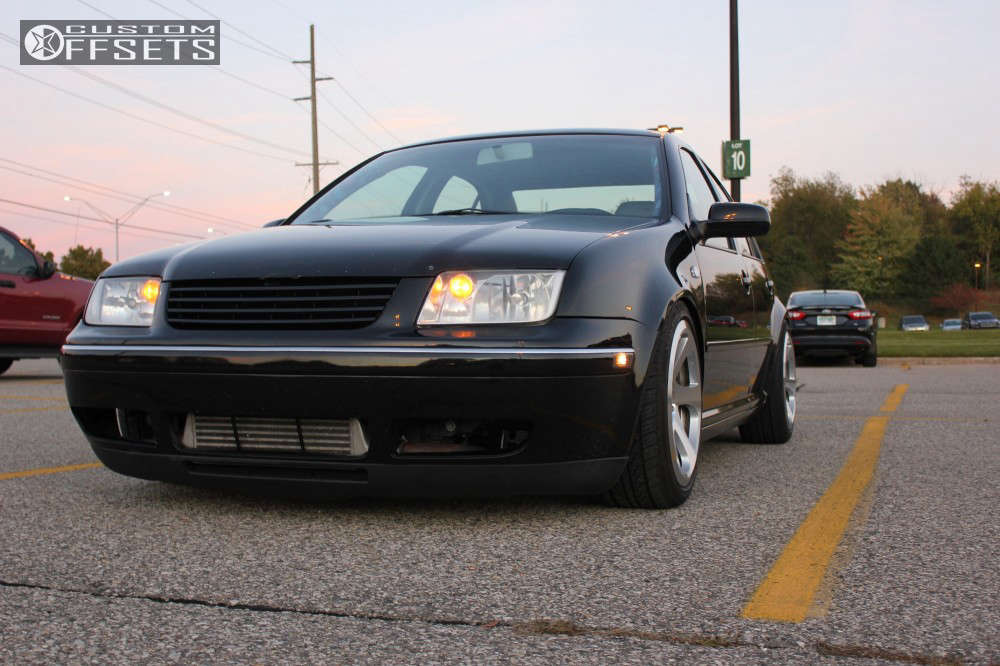 2002 Volkswagen Jetta with 17x8 35 AVID1 AV50 and 215/45R17 Vercelli ...