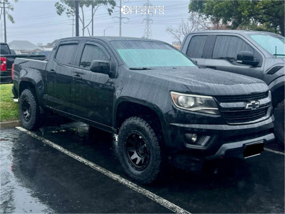 2017 Chevrolet Colorado with 17x8.5 Method Mr317 and 285/70R17 ...