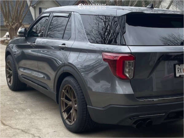 2022 Ford Explorer with 20x10.5 35 Aodhan Aff7 and 295/45R20 ...