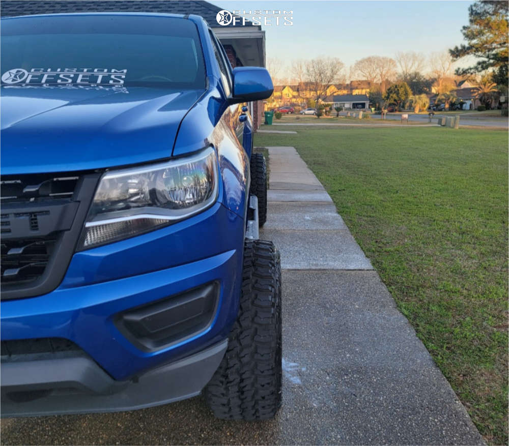 2020 Chevrolet Colorado with 20x12 -44 Anthem Off-Road Liberty and 33/ ...