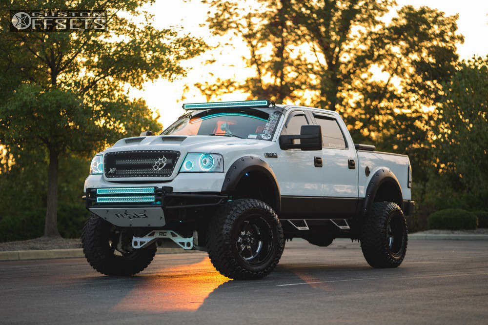 2006 Ford F-150 with 20x12 -43 Fuel Turbo and 37/13.5R20 Atturo Trail ...