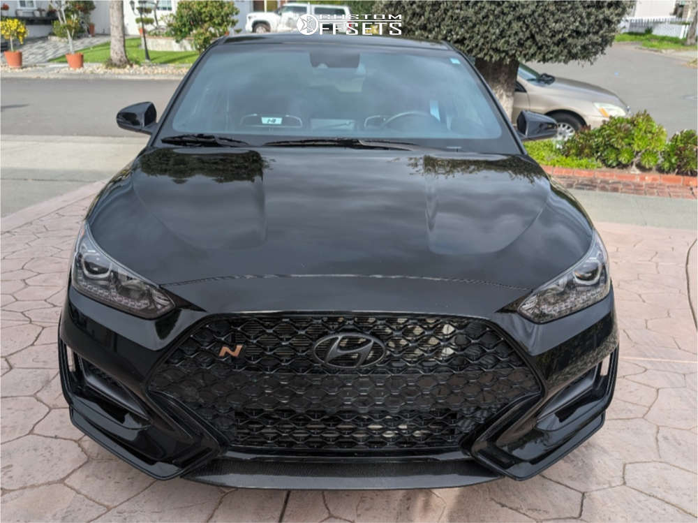 2021 Hyundai Veloster N with 19x8.5 45 Konig Ampliform and 235/35R19 ...