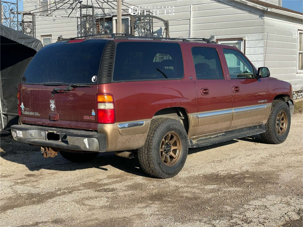 2000 GMC Yukon XL 1500 with 17x9 20 Vision Flow and 285/70R17 Cooper ...