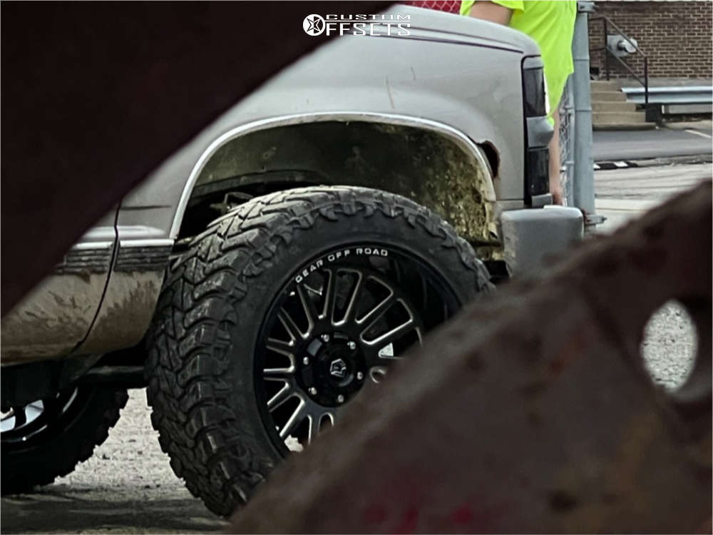 1998 Chevrolet K1500 Suburban with 20x12 -44 Gear Off-Road Leverage and ...