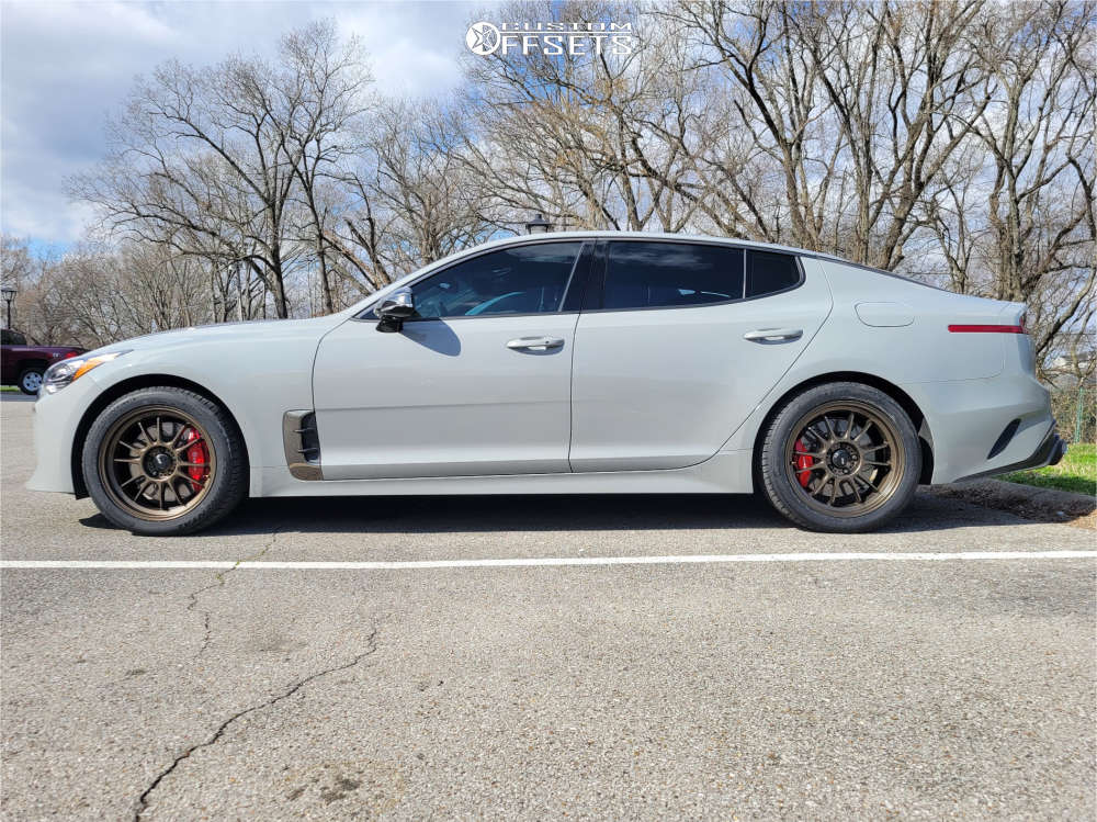 2020 Kia Stinger with 18x8.5 35 Konig Hypergram and 255/45R18 ...