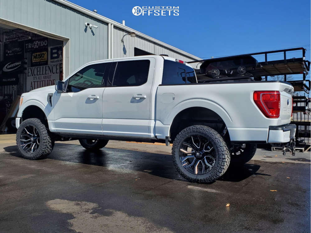 2023 Ford F-150 with 22x10 -18 Fuel Rage and 35/12.5R22 Kenda Klever R ...