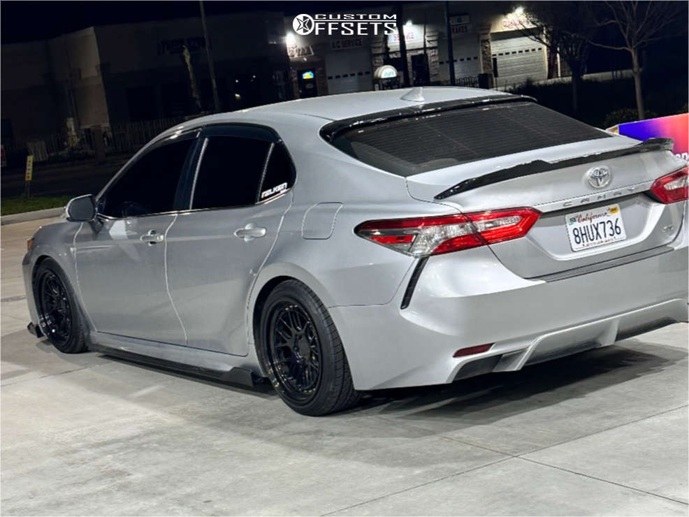 2019 Toyota Camry with 18x9.5 30 Aodhan Ds06 and 225/40R18 Vercelli ...