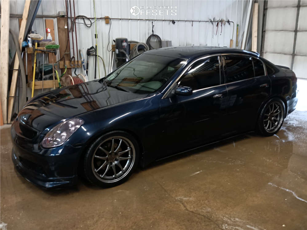 2005 INFINITI G35 with 19x8.5 35 Aodhan Ds02 and 255/35R19 Michelin ...