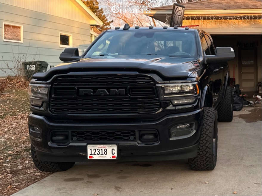 2021 Ram 2500 with 20x10 -25 TIS 544gb and 33/12.5R20 Venom Power Terra ...